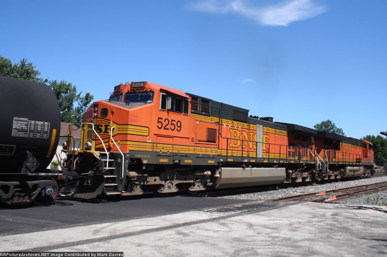 BNSF 5259
